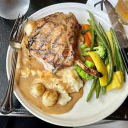 75 CHESTNUT - Updated December 2025 - 328 Photos & 633 Reviews - 75 ...