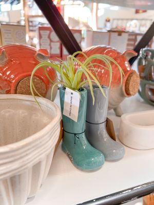 COUNTRY MERCANTILE - Updated June 2024 - 86 Photos & 60 Reviews - 5015 ...