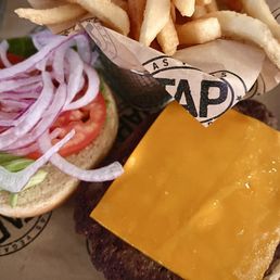 TAP SPORTS BAR EXCALIBUR - Updated July 2025 - 180 Photos & 66 Reviews ...