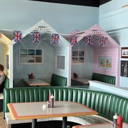 Stunning Little Taste Of Britain Layton Photos