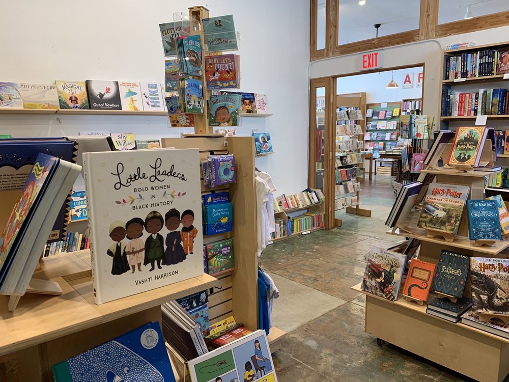 THE BOOK CATAPULT - Updated July 2024 - 52 Photos & 70 Reviews - 3010-B ...