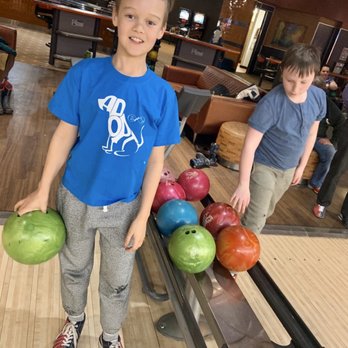 ED’S BOWLING - Updated December 2025 - 43 Photos & 49 Reviews - 8882 ...