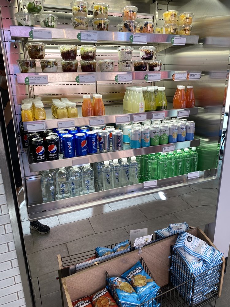 PRET A MANGER - 3400 Lancaster Ave, Philadelphia, Pennsylvania ...