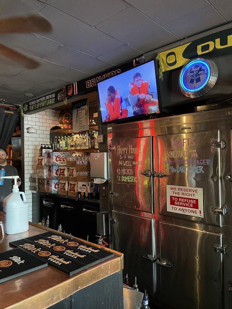 BILLY RAY’S - Updated October 2025 - 24 Photos & 78 Reviews - 2216 NE M ...