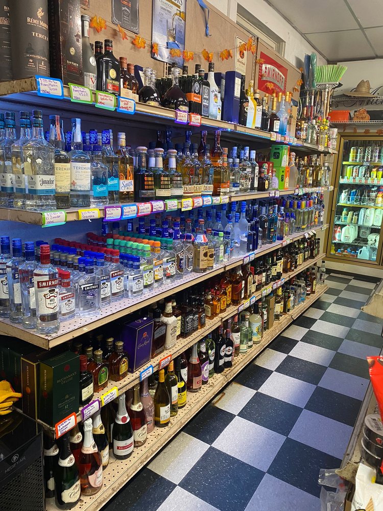 ACAMPO STORE - Updated November 2025 - 14 Photos - 3085 E Acampo Rd ...