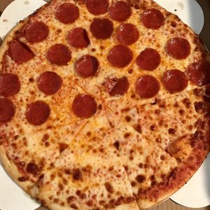 SLAP BOX PIZZA AND WINGS - Updated July 2025 - 17 Photos & 10 Reviews ...