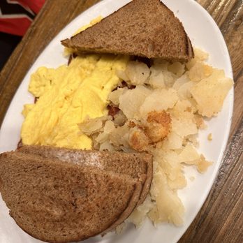 RUTHERFORD PANCAKE HOUSE - Updated November 2024 - 674 Photos & 691 ...