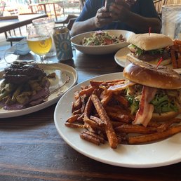 JACKSON STREET TAVERN - Updated June 2024 - 414 Photos & 464 Reviews ...