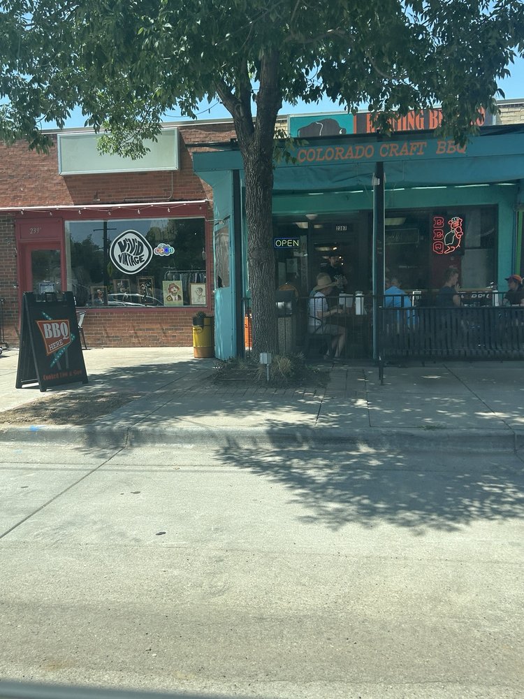 ROAMING BUFFALO BBQ - Updated August 2024 - 2387 S Downing St, Denver ...