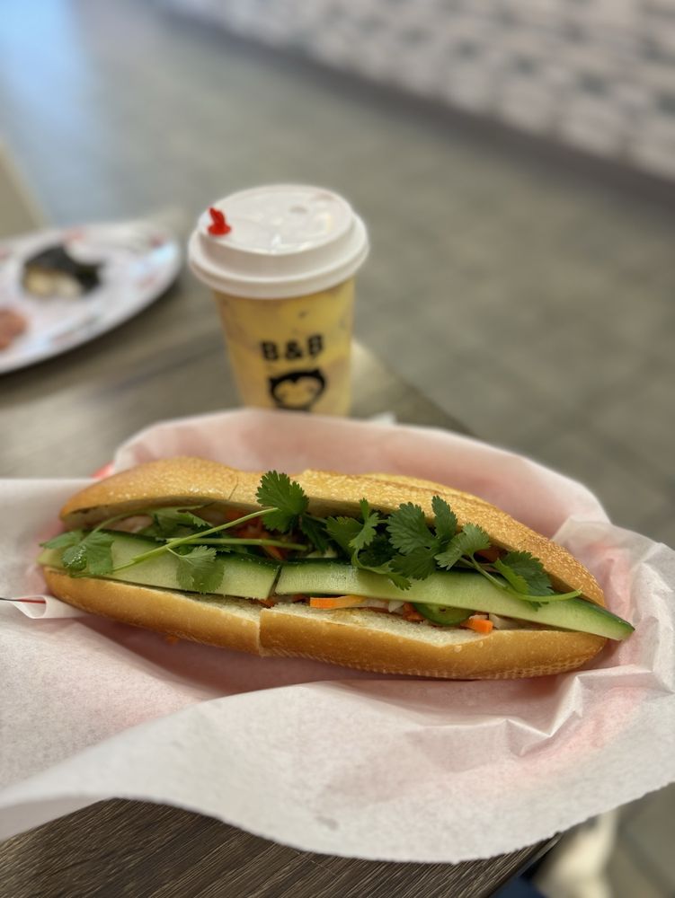B&B BOBA & BÁNH MÌ - Updated January 2026 - 405 Photos & 170 Reviews ...