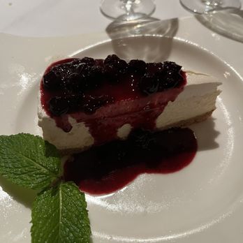 MARIOS PLACE - Updated April 2024 - 931 Photos & 909 Reviews - 3646 ...