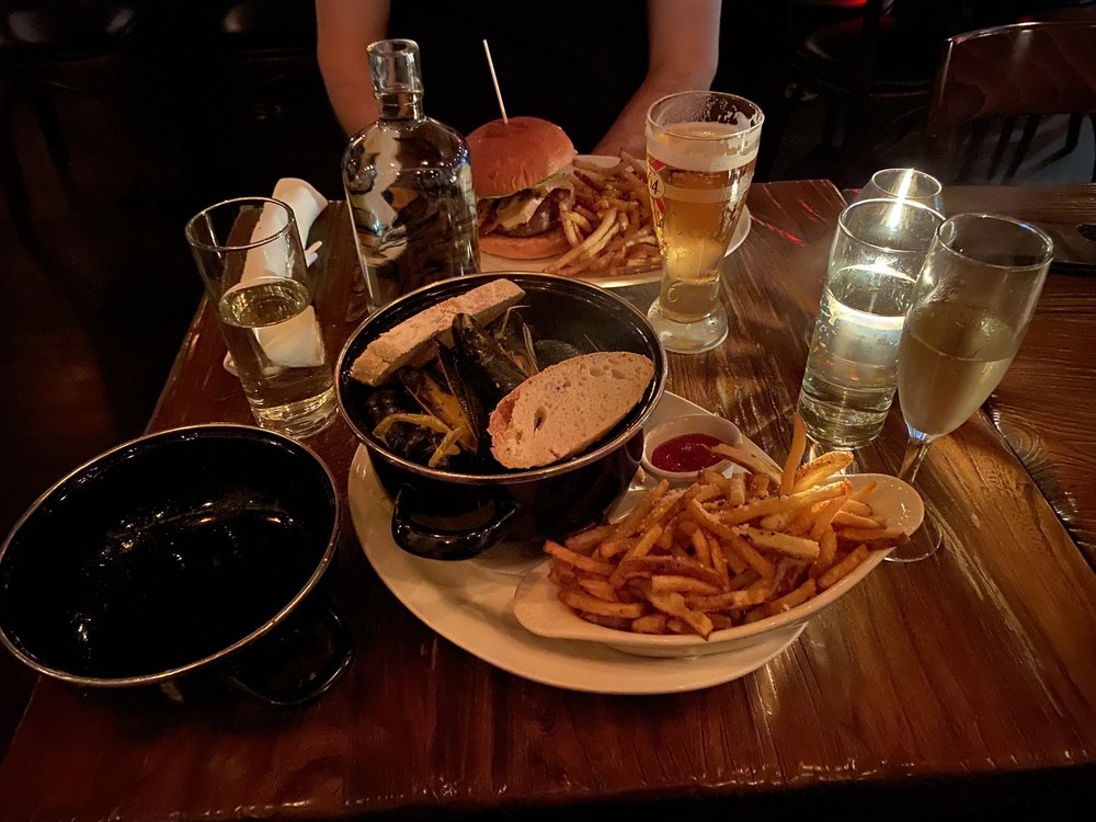 CHATEAU 49 BAR A VIN - Updated June 2025 - 186 Photos & 176 Reviews ...