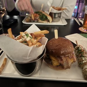 HAVEN KITCHEN + BAR - 109 Photos & 44 Reviews - 105-19664 64 Avenue ...