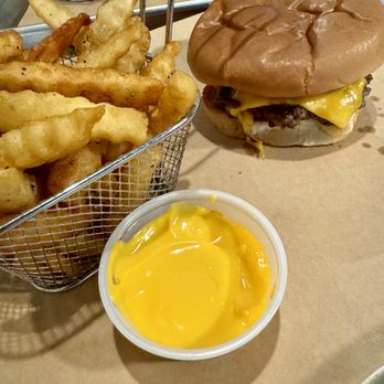 BARDSTOWN BURGER - Updated August 2025 - 112 Photos & 171 Reviews - 126 ...