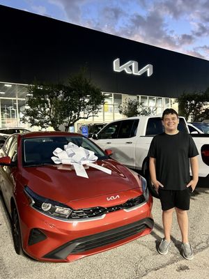 KIA STORE EAST - Updated October 2025 - 17 Photos & 64 Reviews - 7301 ...