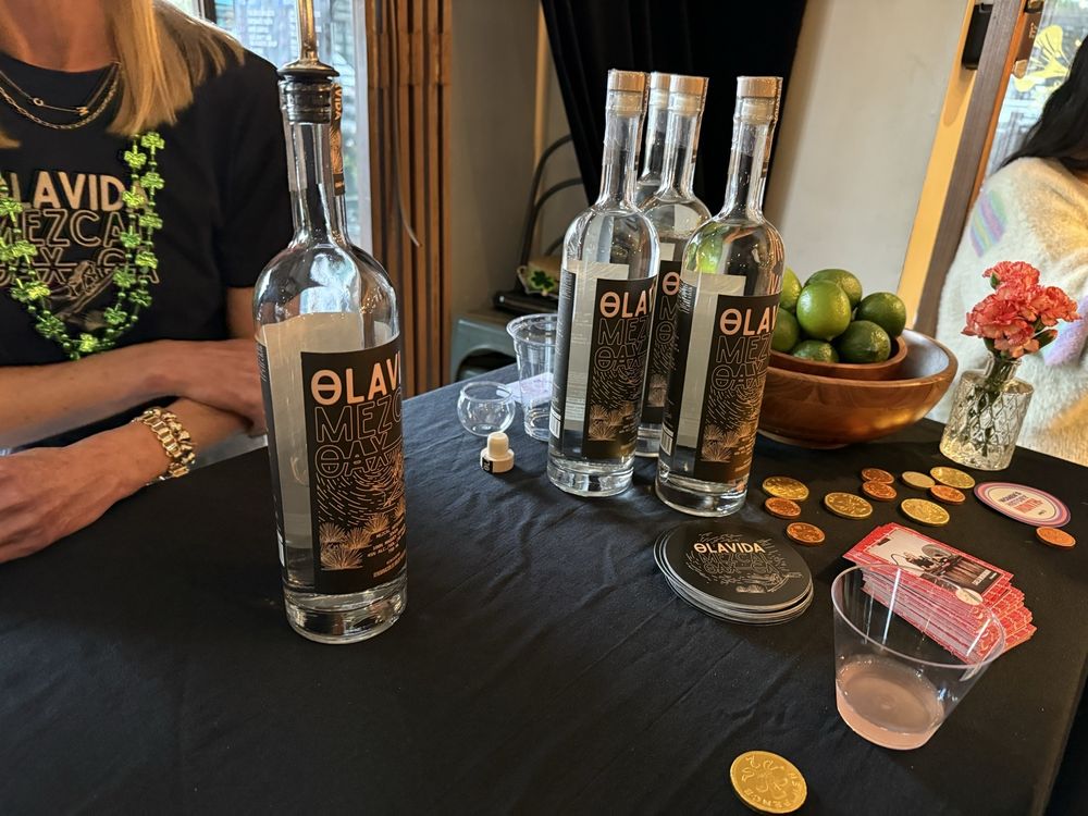 WOMEN RUN NCSD AT THE ROXY ENCINITAS - Updated April 2025 - 432 Photos ...