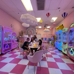 PINK WA WA - 228 Photos & 114 Reviews - Las Vegas, Nevada - Arcades - Yelp