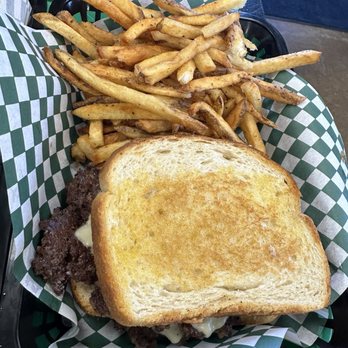 FOUNDATION BURGER - Updated December 2025 - 31 Photos & 35 Reviews ...