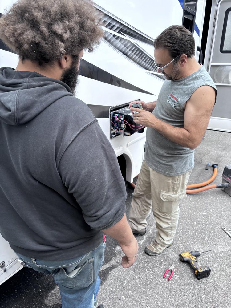 CERTIFIED ON-SITE RV SERVICE - Updated August 2025 - 31 Photos - 17 ...
