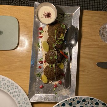 AMAL - Updated December 2025 - 380 Photos & 132 Reviews - 131 Bloor ...