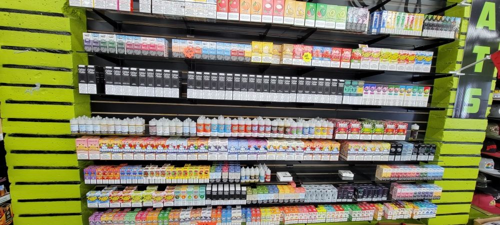 J’S SMOKE SHOP - Updated January 2026 - 17 Photos - 715 Lander Ave ...