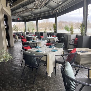 AURORA ON THE LAKE - Updated August 2025 - 81 Photos & 30 Reviews - 2323 Union Lake Rd, Commerce ...