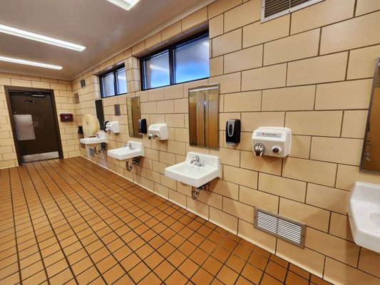 KENTUCKY REST AREA I-71/I-75 NORTHBOUND - Updated October 2025 - 28 ...