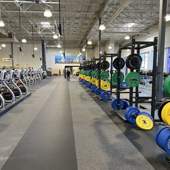 24 HOUR FITNESS - IRVINE - Updated May 2025 - 98 Photos & 67 Reviews ...