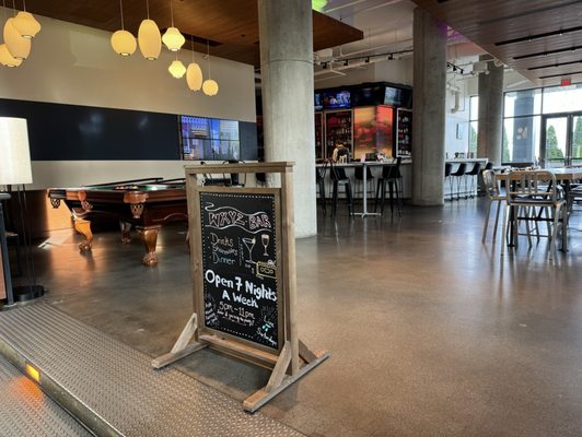 ALOFT BOSTON SEAPORT DISTRICT - Updated January 2026 - 212 Photos & 184 ...