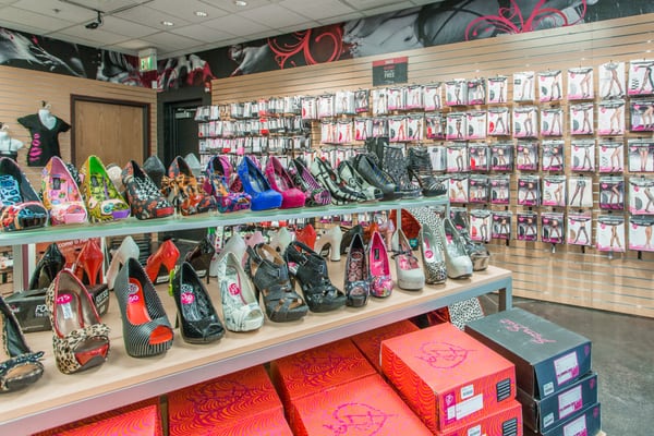 FASCINATIONS - Updated December 2025 - 157 Photos & 182 Reviews - 4111 ...