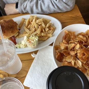 THE SOUTHERN CAFE - Updated July 2025 - 115 Photos & 109 Reviews - 1590 ...