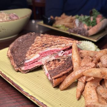 THE INISHMOR - Updated October 2025 - 246 Photos & 199 Reviews - 20 ...