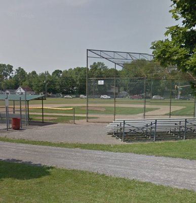 PARKDALE VETERANS PARK - 119 Birch Street, Belleville, Ontario, Canada ...