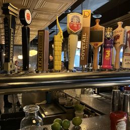 AU CHEVAL - Updated July 2025 - 10021 Photos & 9286 Reviews - 800 W ...