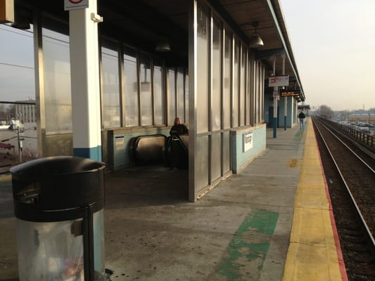 WANTAGH LIRR STATION - Updated October 2025 - 10 Reviews - Sunrise Hwy ...