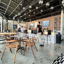 FORE SCORE A GOLF TAVERN - Updated December 2025 - 262 Photos & 77 ...