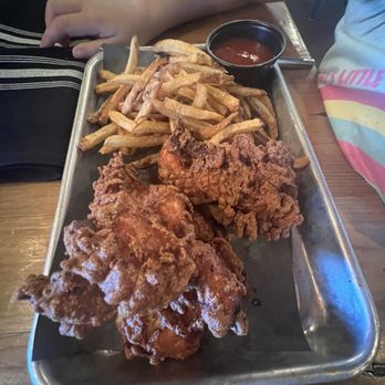 CROOKED EWE - Updated August 2025 - 651 Photos & 722 Reviews - 1047 ...