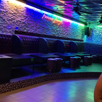 FAMOUS LOUNGE - Updated December 2025 - 86 Photos & 61 Reviews - 5010 ...