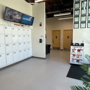 EAST BAY EATS - Updated January 2026 - 151 Photos & 53 Reviews - 1025 A ...