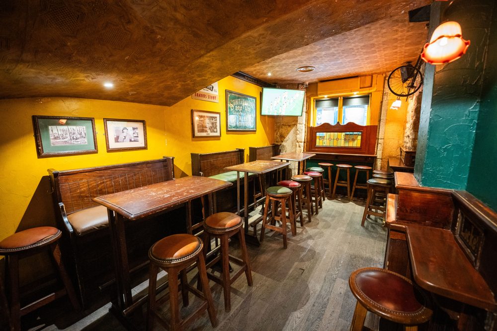LITTLE TEMPLE BAR - Updated July 2025 - 22 Photos & 23 Reviews - 12 rue ...