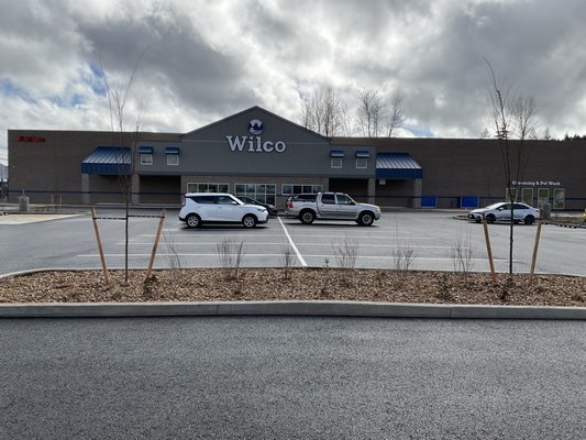 WILCO FARM STORE - EUGENE - Updated December 2025 - 13 Photos & 11 ...