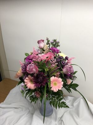 ROSES AND SUCH - Updated September 2025 - 16 Photos - 1201 W Main St ...