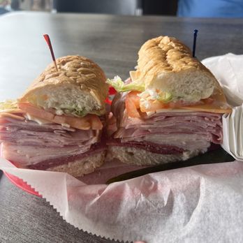 CARL’S DELICATESSEN RESTAURANT - Updated August 2025 - 154 Photos & 195 ...