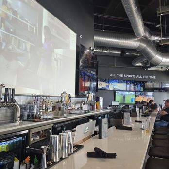 TOM’S WATCH BAR - Updated April 2025 - 196 Photos & 123 Reviews - 1201 ...