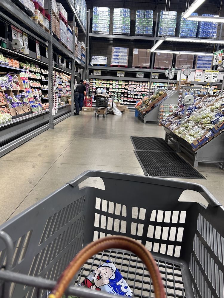 WINCO FOODS - Updated December 2025 - 108 Photos & 206 Reviews - 1100 ...