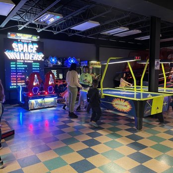 SUMMIT LANES - Updated November 2025 - 14 Photos & 43 Reviews - 5357 ...