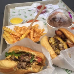 SHAKE SHACK SOUTH BEACH MIAMI - Updated July 2025 - 823 Photos & 1003 ...