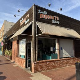SEASIDE DONUTS BAKERY - Updated July 2025 - 1818 Photos & 1977 Reviews ...