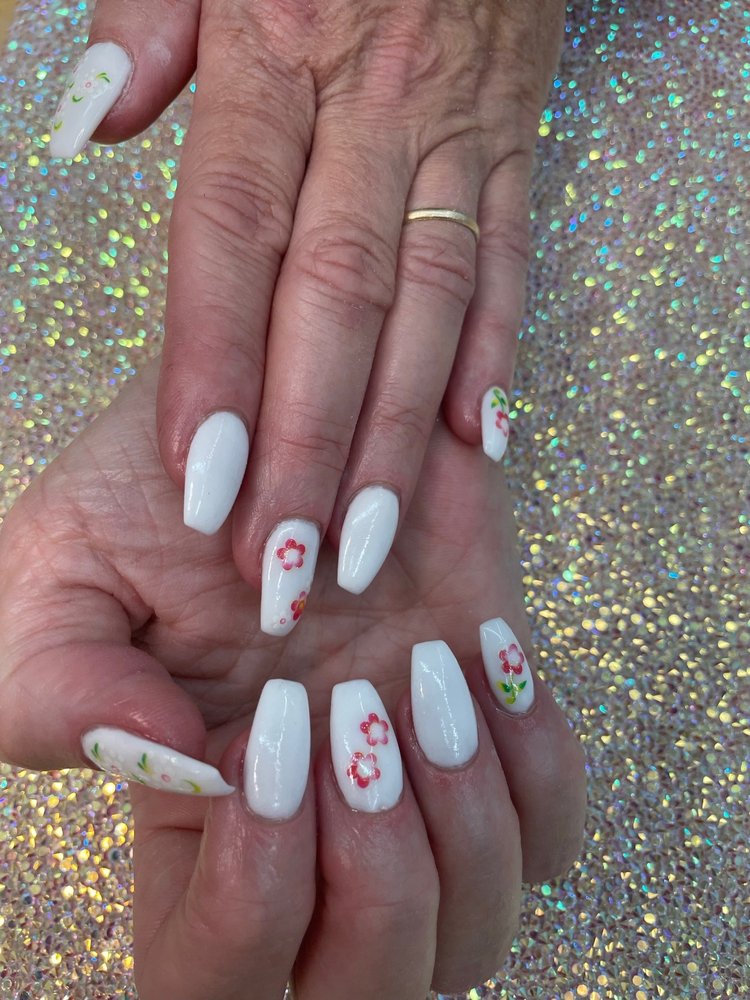 SALON DE BEAUTÉ MAGIQUE - Updated August 2025 - 60 Rue Cherrier ...