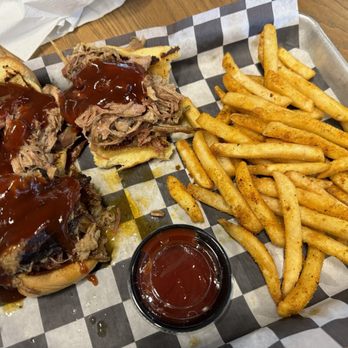 ELEMENT EATERY - Updated August 2025 - 292 Photos & 129 Reviews - 5350 ...